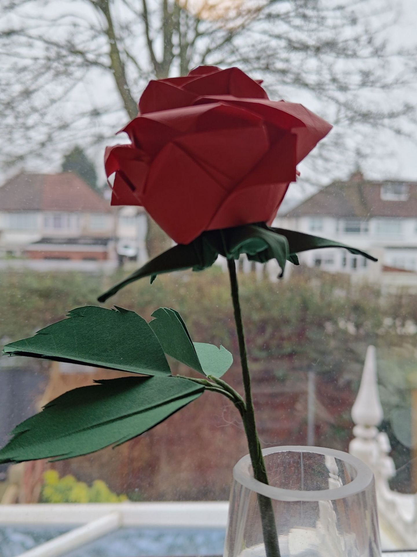 Origami pentagon rose (Naomiki Sato) – Atelier Ilyere