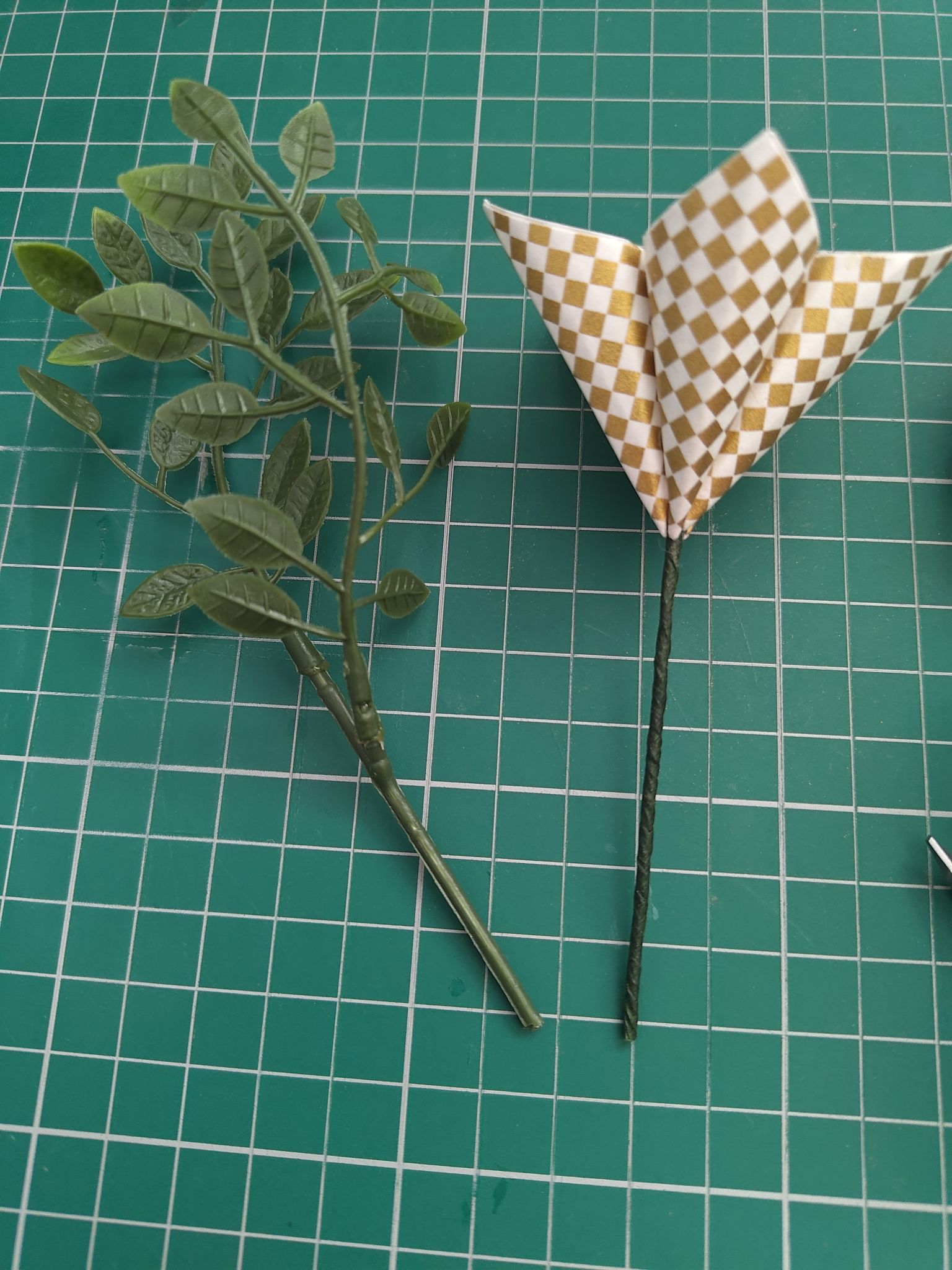 DIY Wedding Diaries from The Atelier – Paper flowers for matching groom ...